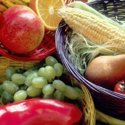 Fruit and vegetable consumption in young women linked to later CVD ...