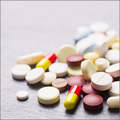 Strategies to reduce and prevent polypharmacy in older patients ...